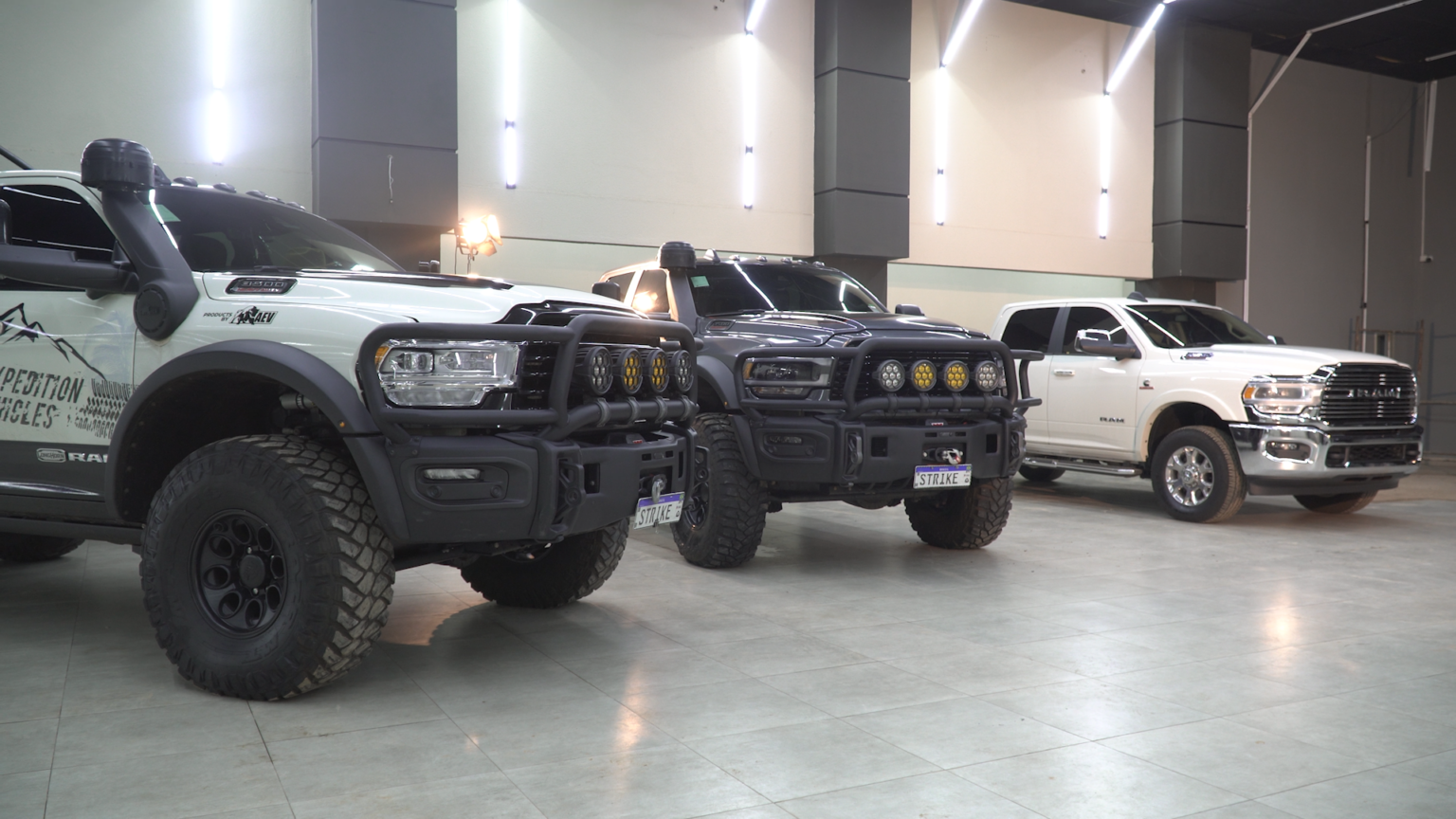 STK Expedition Vehicles: representantes oficial AEV (American ...
